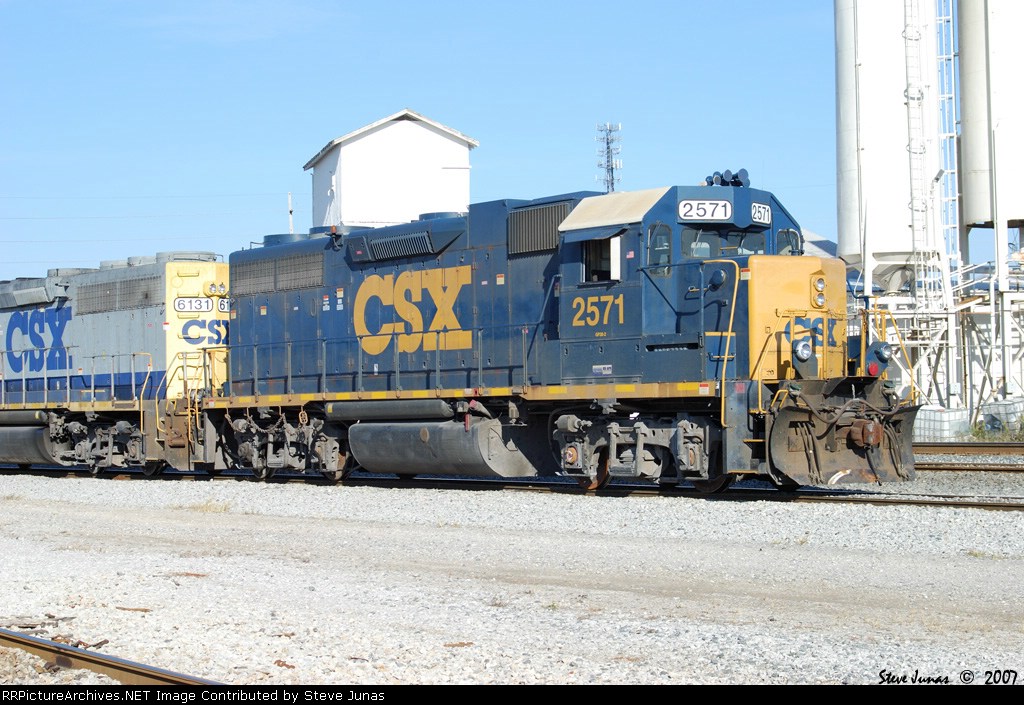 CSX 2571